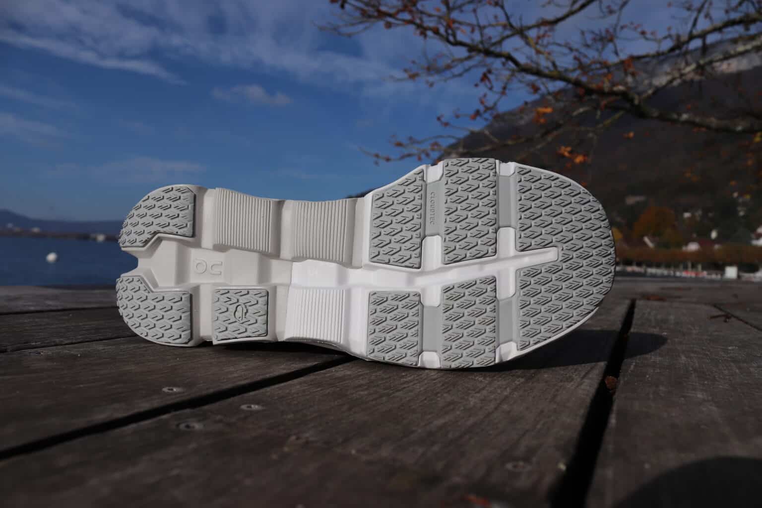 On Cloud Flyer 5 Review: A Stability Shoe with Orthopedic Benefits